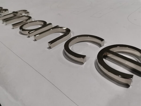 A guide to Flat Cut sign letters - FT Signage